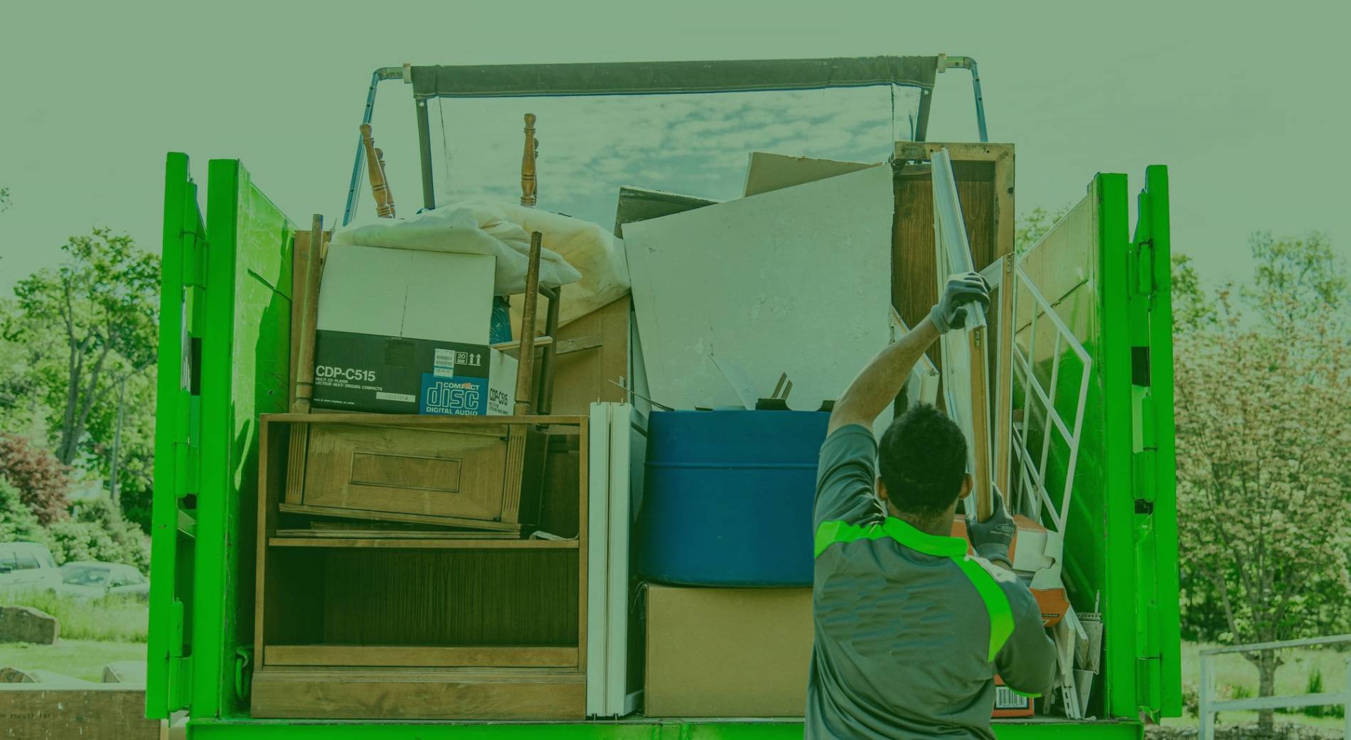 Contacts – Junk- Removal Service in Dubai